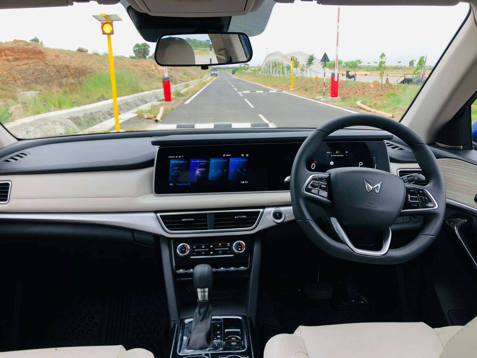 Mahindra XUV700 Review: Everything You Need To Know