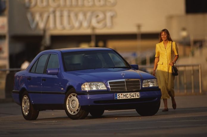 Mercedes Benz C Class: Revisiting The Generations [W201-W206]