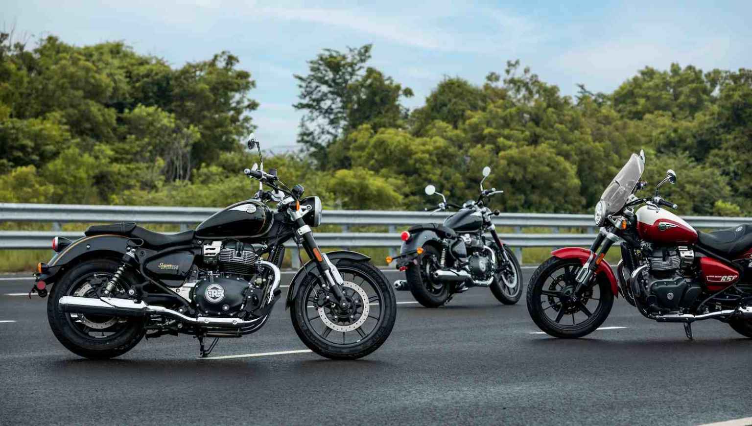 Royal Enfield Super Meteor 650 Images Gallery: Quick Look