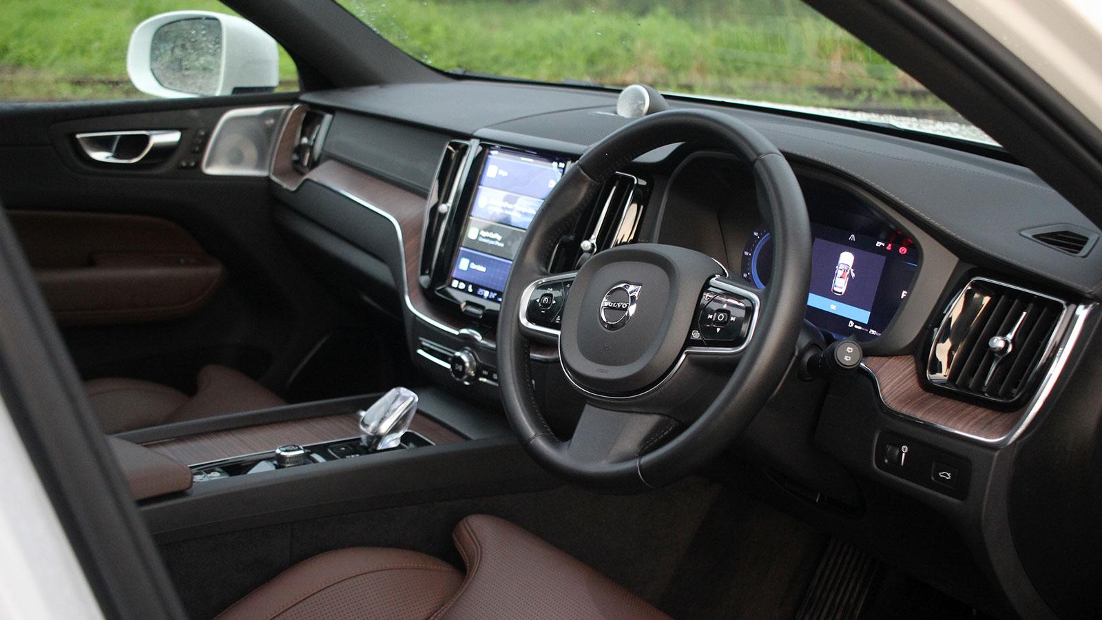 2022 Volvo XC60 Review: Mild Hybrid Does It Better!