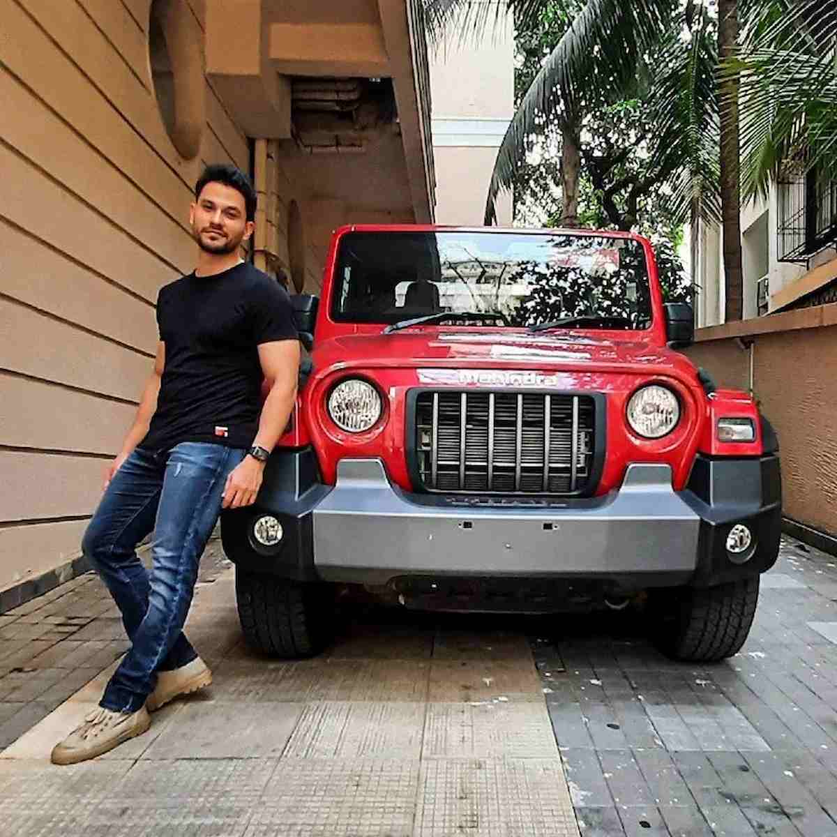 9 Celebrities With Mahindra Thar - Mollywood And Bollywood (New List)