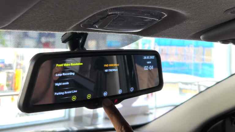 Renault Triber Urban Night Edition Price And Details Explained.